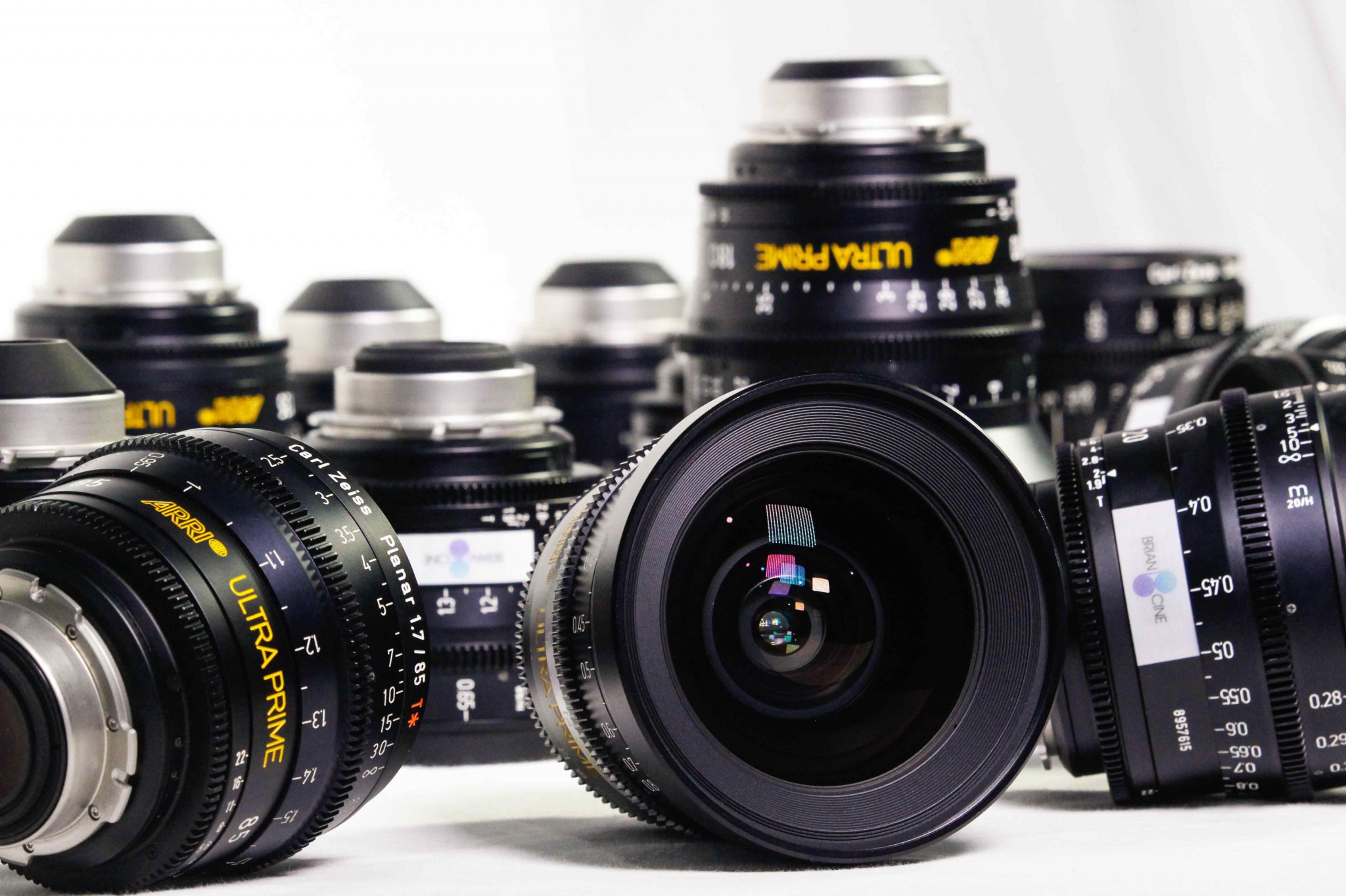 Ultra Prime – Briancine Locadora